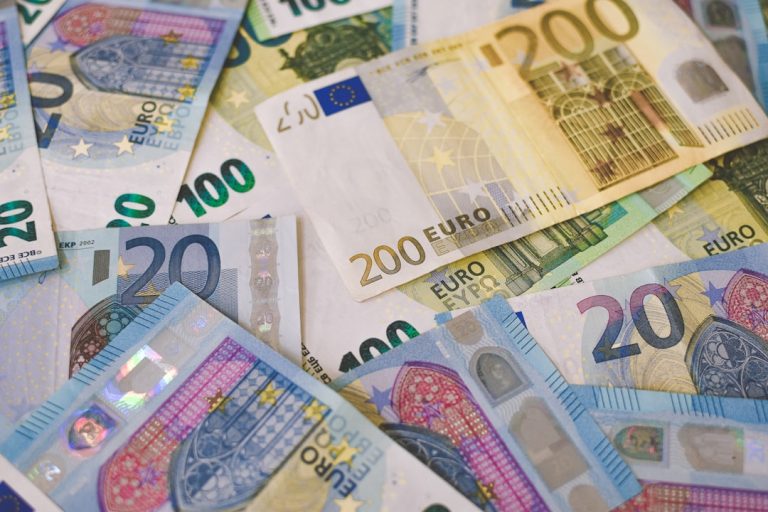 Chartaal geld: Het tastbare geld in onze portemonnee - Accountantbank